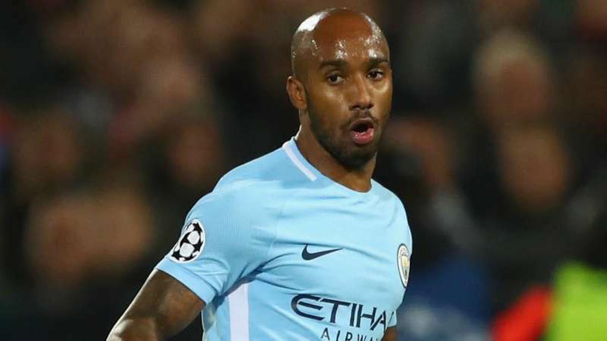 Meski Jarang Tampil, Delph Bahagia di Manchester City