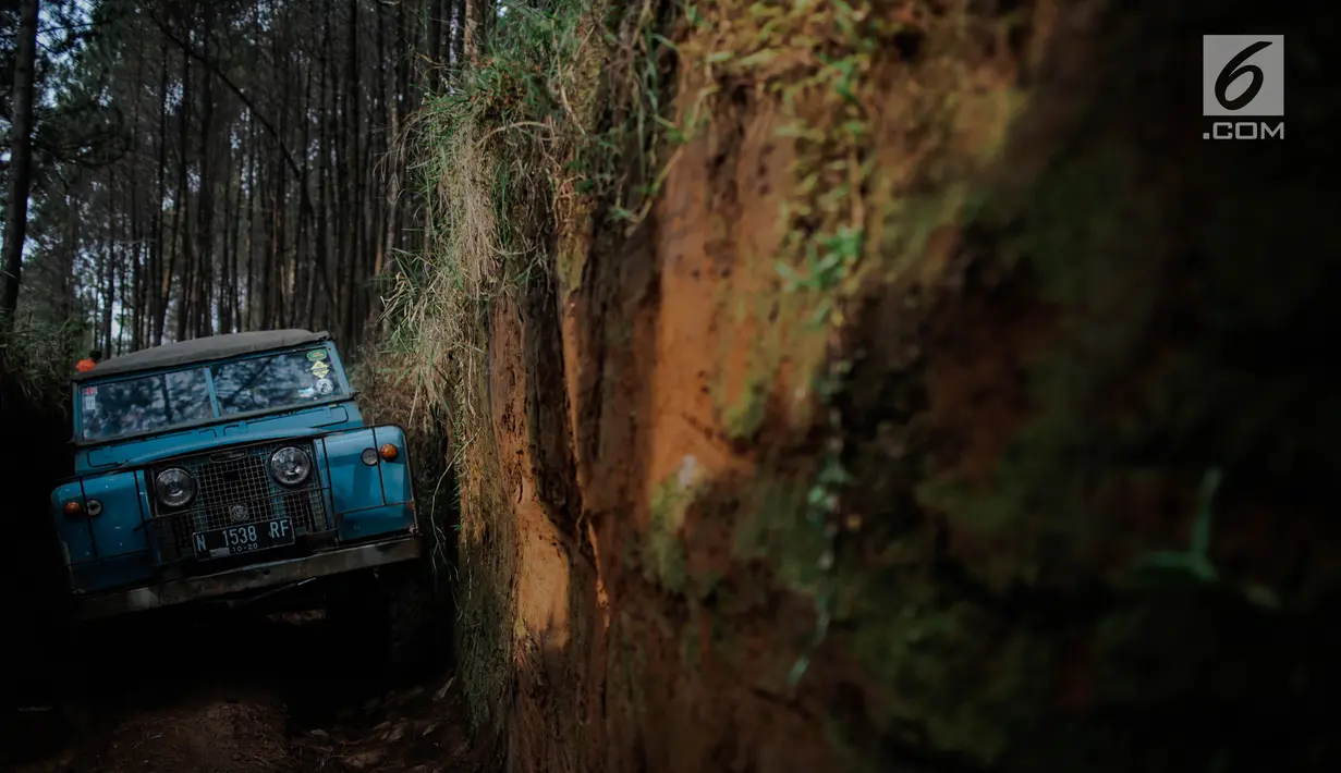 FOTO: Menikmati Keseruan Wisata Offroad di Bandung - Foto Liputan6.com