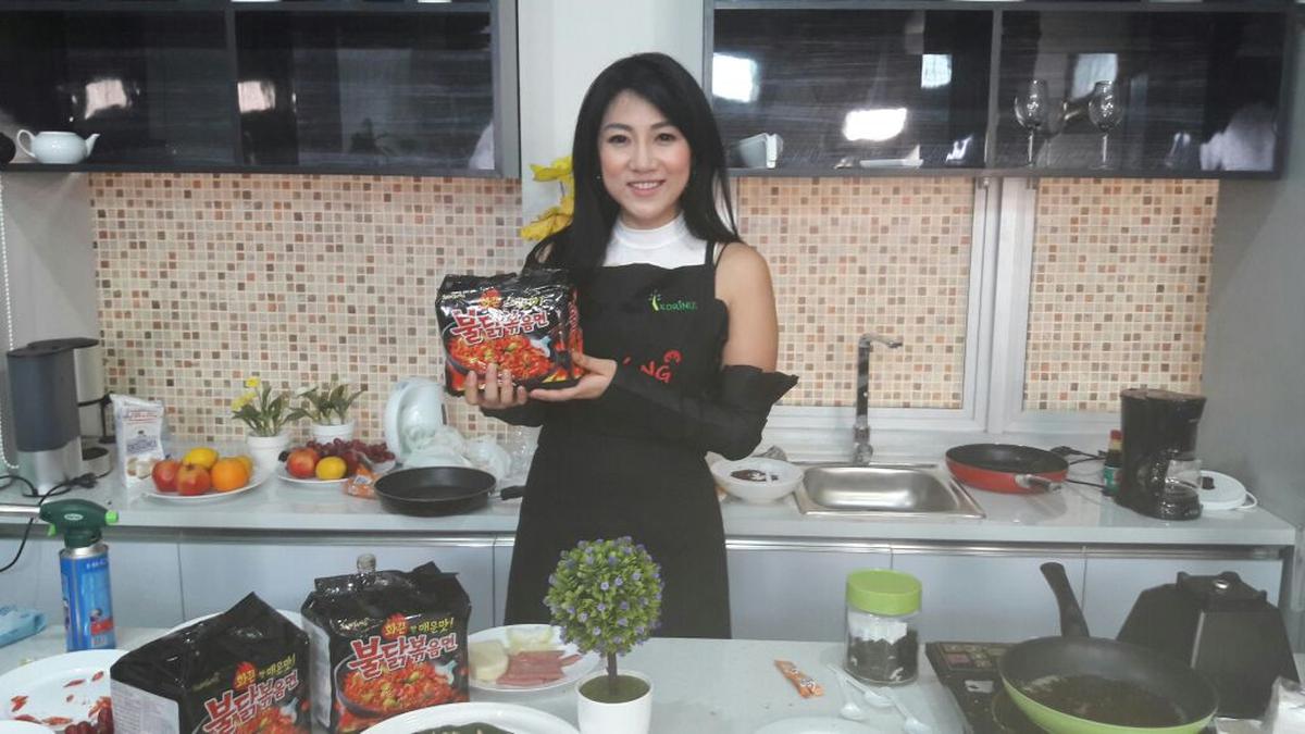 Chef Vania Wibisono Dukung Mie Samyang