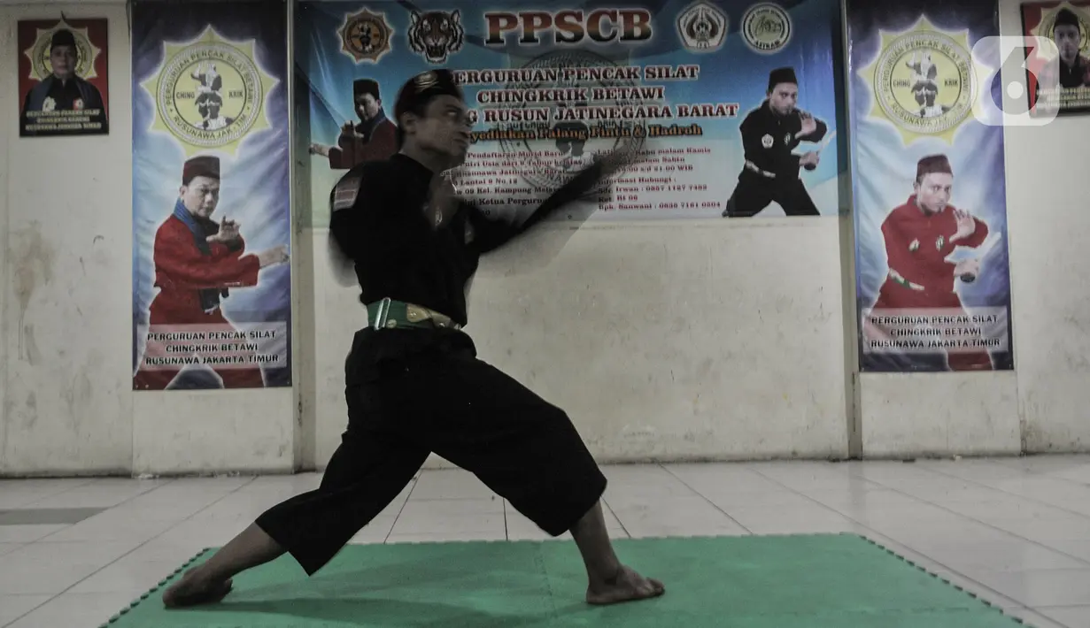 FOTO: [CERITA] Melestarikan Silat Betawi dari Rusunawa - Page 1 - Foto Liputan6.com