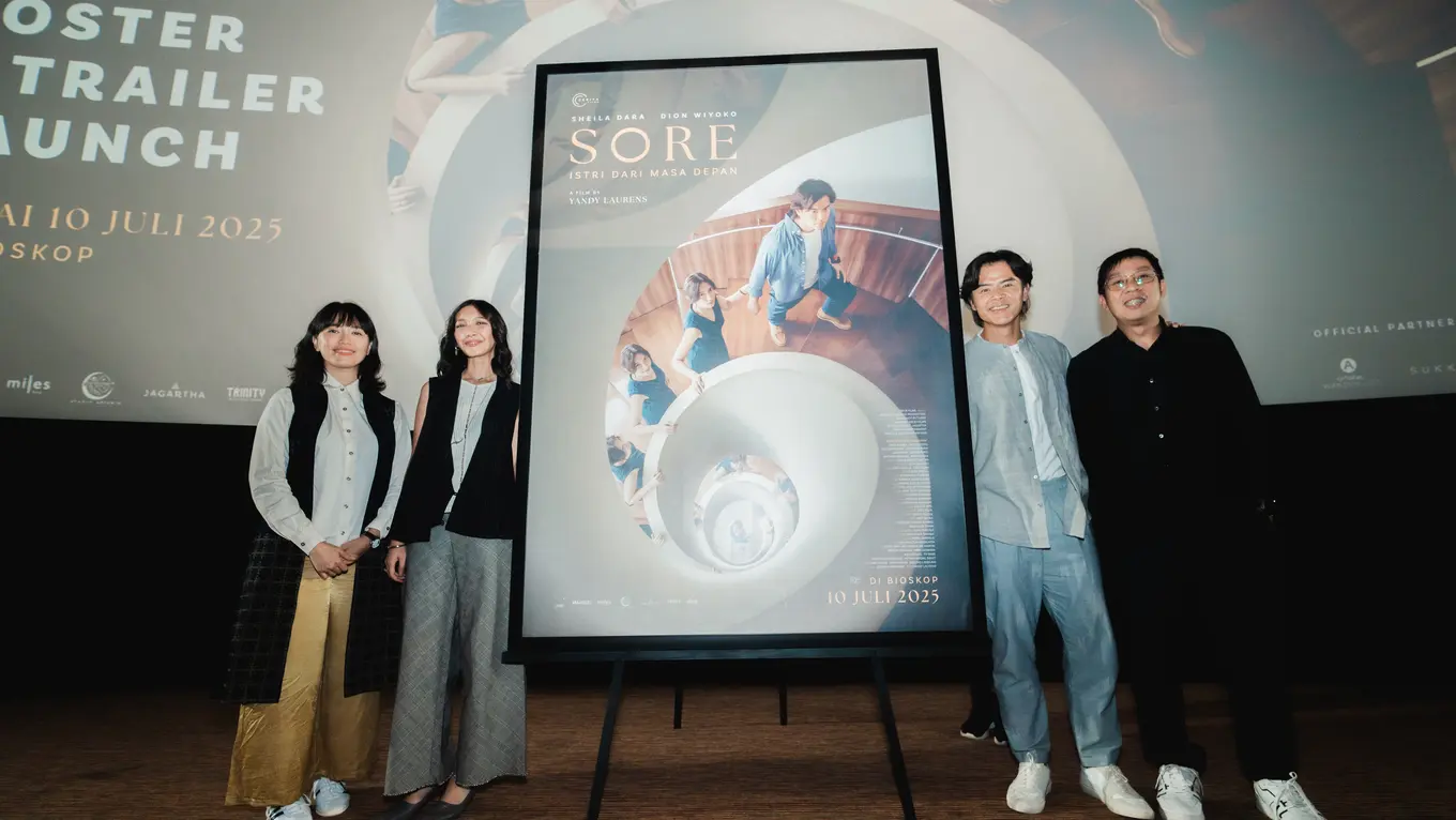 Official Poster & Trailer Film Sore Istri dari Masa Depan Warnai ...