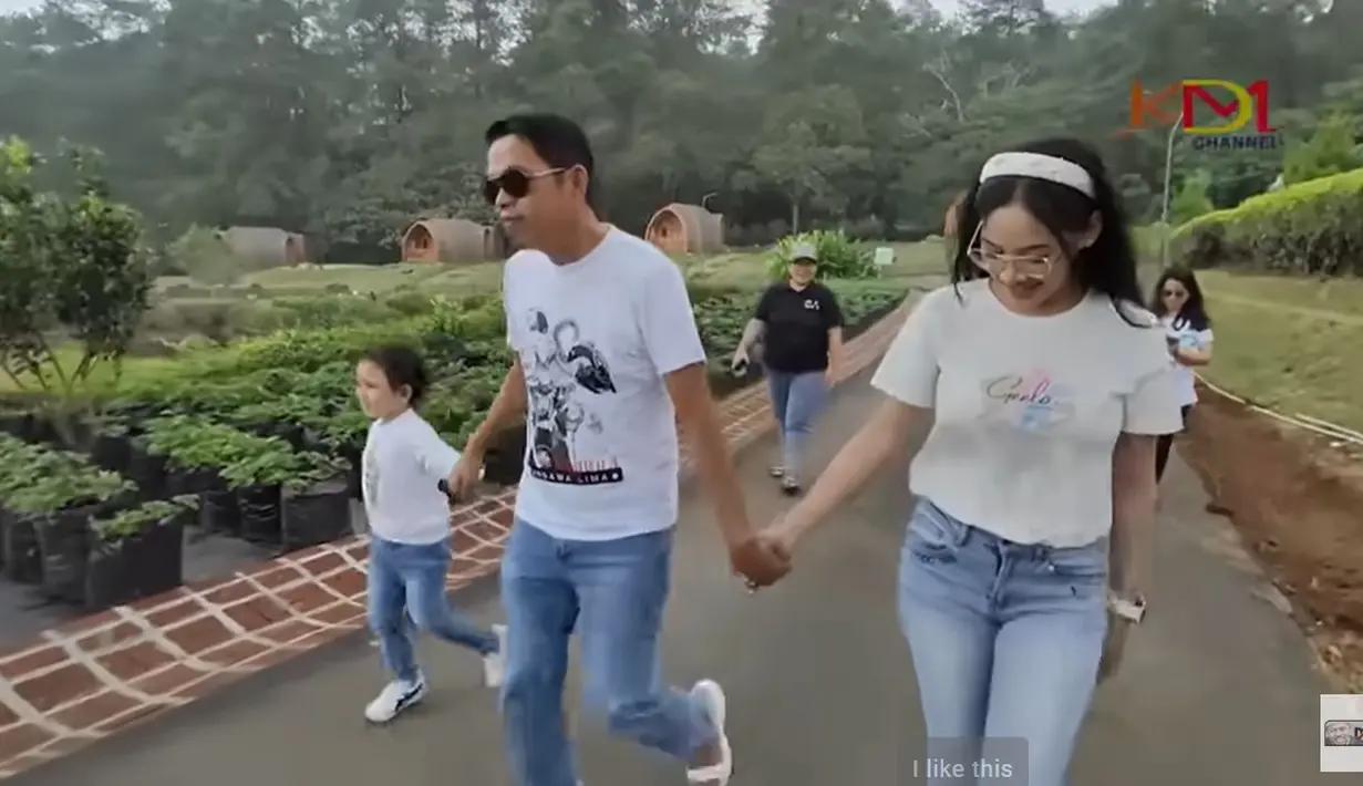 Potret Cantik Muda 'Istri Baru' Dedi Mulyadi, Mojang Priangan Anak Pengusaha Ternama - Photo ...