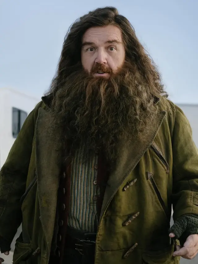Setelah Harry Potter, Potret Hagrid dalam Serial Anyar Di-spill HBO ...