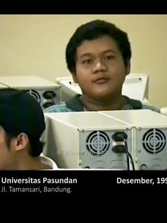 6 Potret Suasana Perkuliahan di Universitas Pasundan Pada 1995, Pakai ...