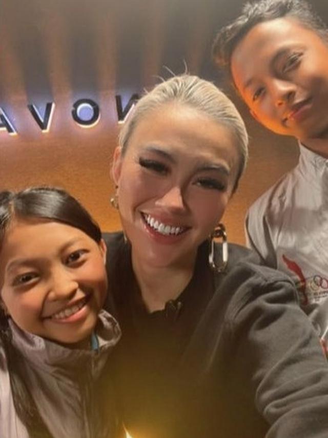 6 Potret Agnez Mo Akhirnya Berjumpa Siswa Smpn 1 Ciawi Jago Dansa Yang