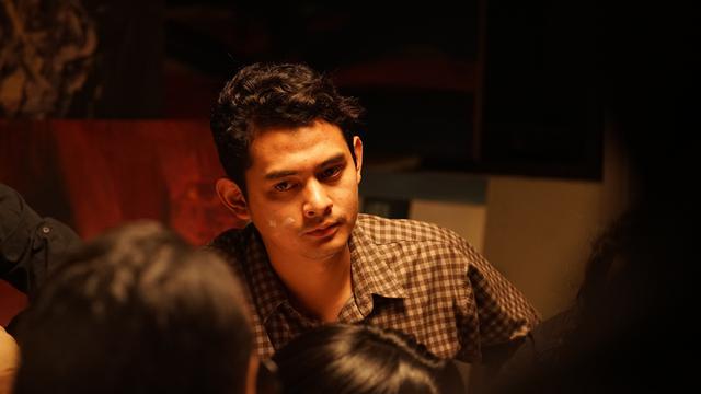 4 Potret Ganteng Miqdad Addausy, Pemain Para Pencari Tuhan Jilid 14 ...