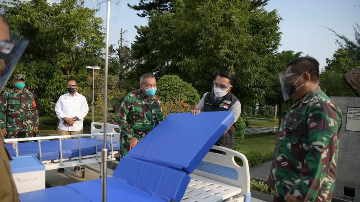 Perkuat RS Rujukan COVID-19, BUMD Jabar Serahkan Bantuan 70 Tempat ...