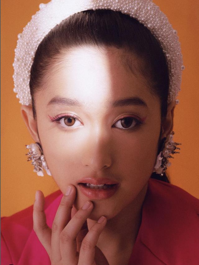 6 Inspirasi OOTD Amanda Caesa, Anak Komedian Parto dengan Gaya Fashion ...