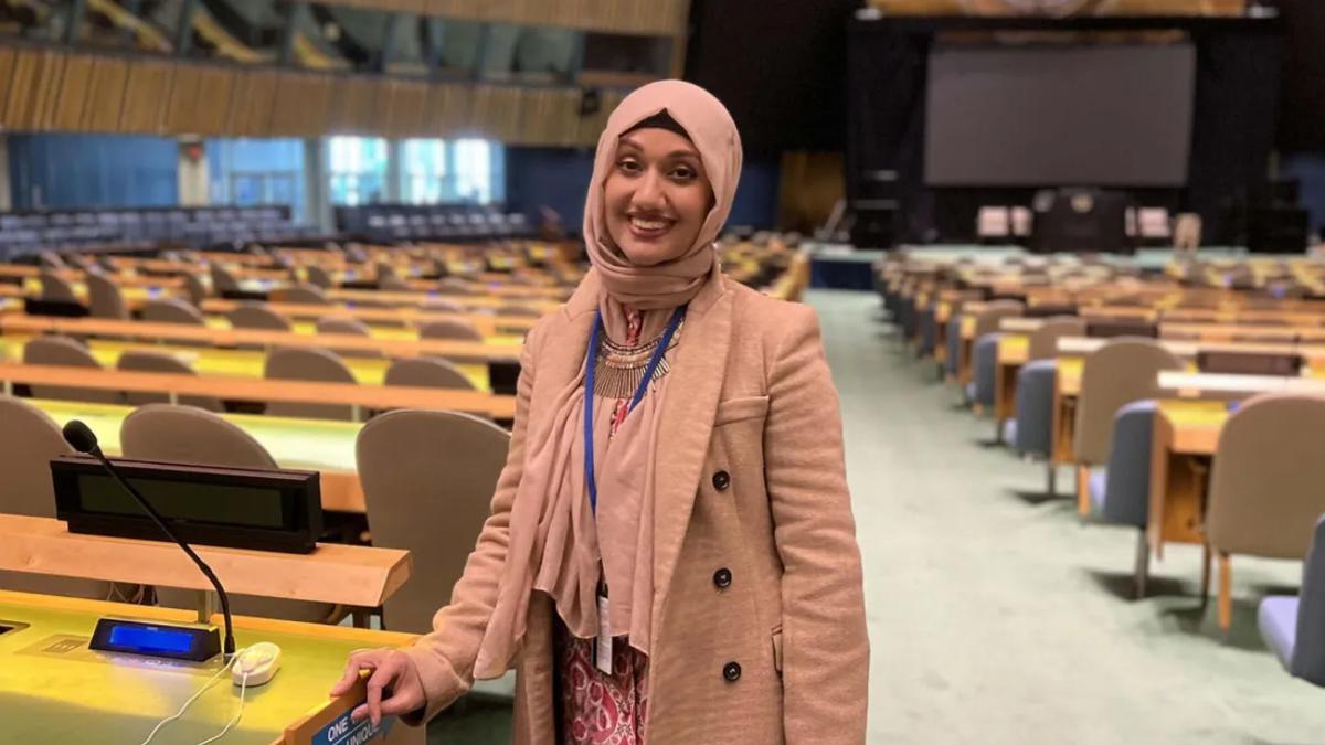 Sosok Nazma Khan, Pencetus Hari Hijab Sedunia yang Kerap Alami ...
