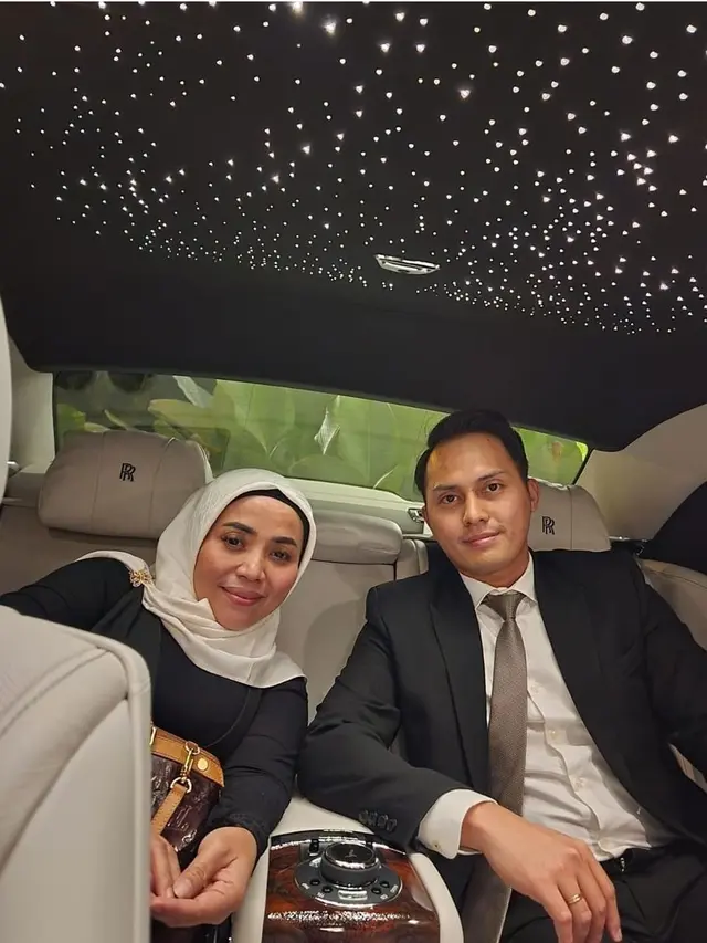 7 Potret Fadel Islami Bantu Bisnis Muzdalifah, Pekerjaan Suami Sempat ...