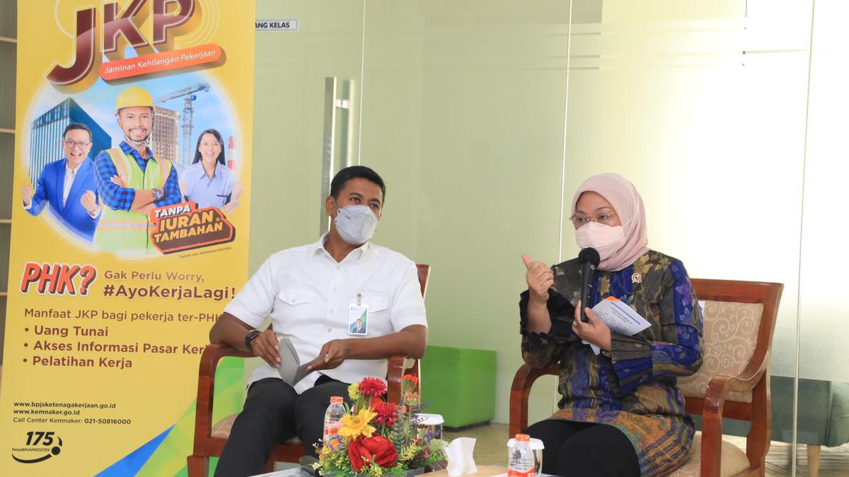 Menaker Dialog dengan 10 Pekerja Penerima Manfaat JKP - News Liputan6.com