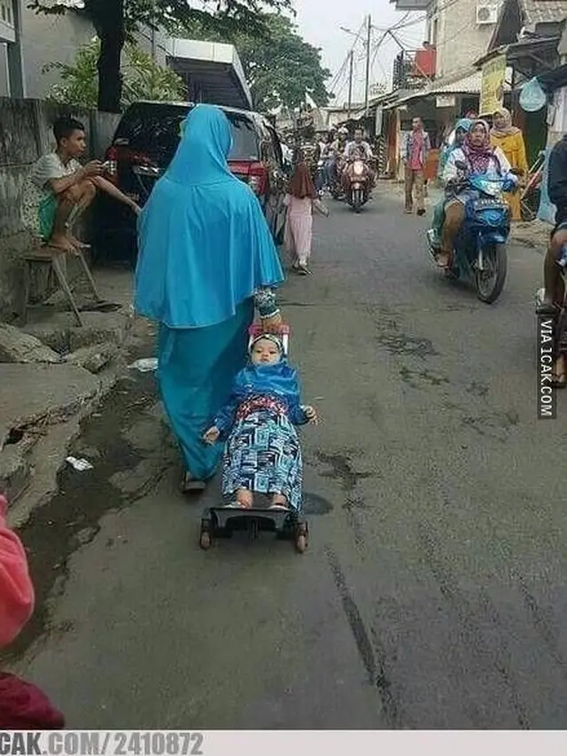 8 Potret Absurd Emak-Emak saat Pergi Ke Pasar Ini Bikin Geleng Kepala - Hot Liputan6.com