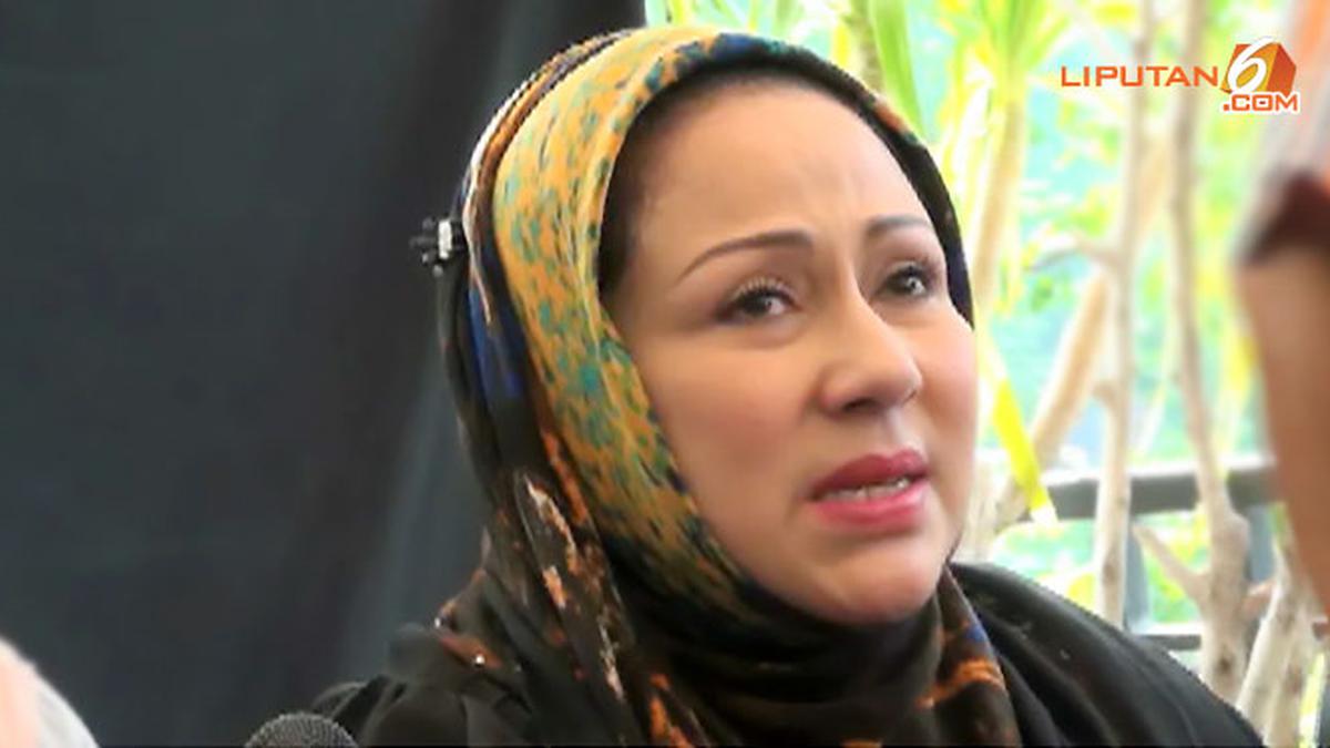 Cerai, Camelia Malik Akui Masih Cinta Harry Capri - ShowBiz Liputan6.com