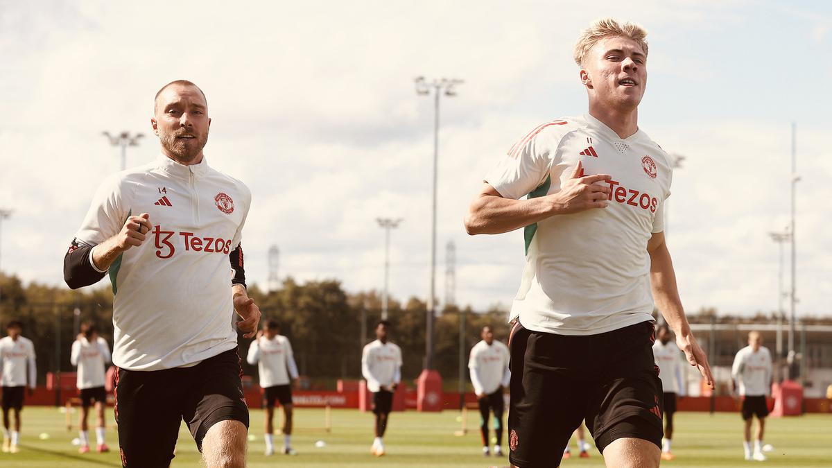 Liga Inggris: Rasmus Hojlund Berharap Christian Eriksen Lebih Sering ...