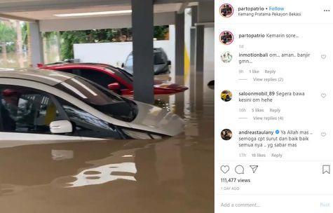 Potret Deretan Mobil Mewah Komedian Parto yang Terendam Banjir - Berita Otosia.com