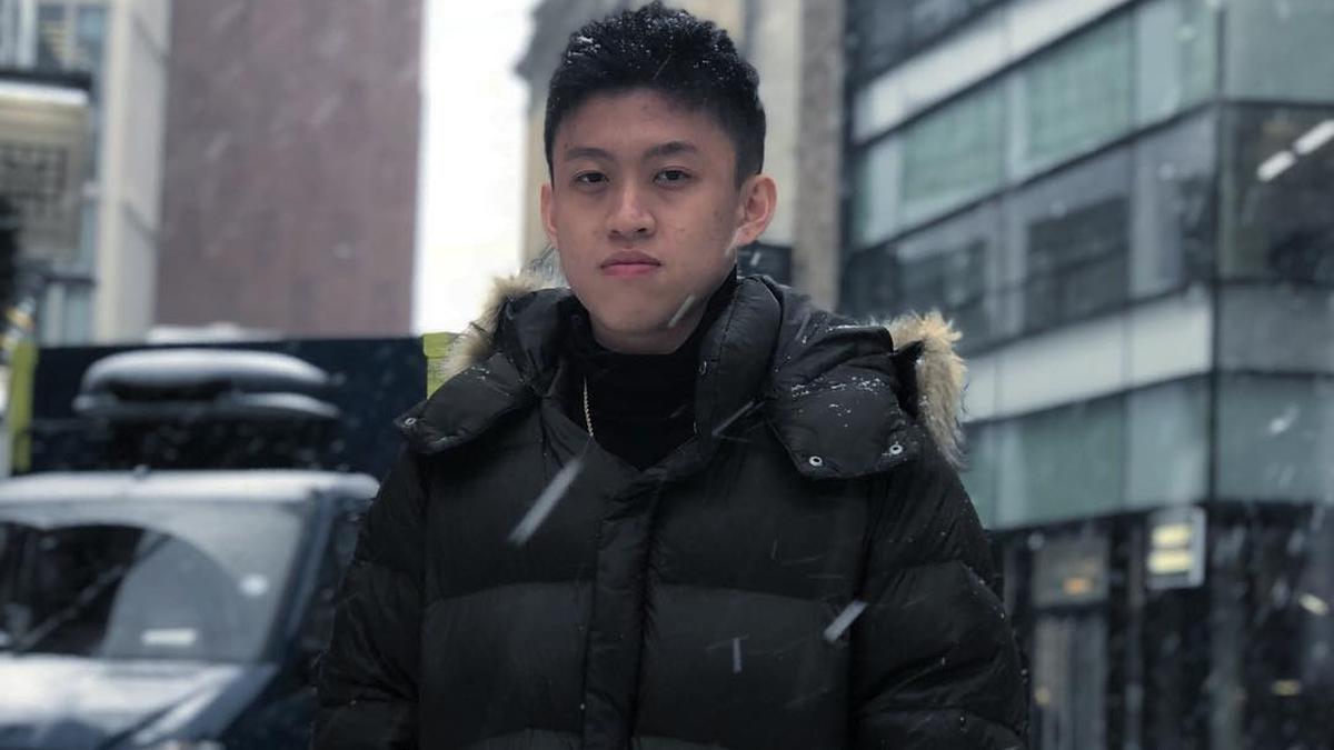 Lirik Lagu: Rich Brian - Watch Out, Serangan Baru dari Rapper Indonesia ...