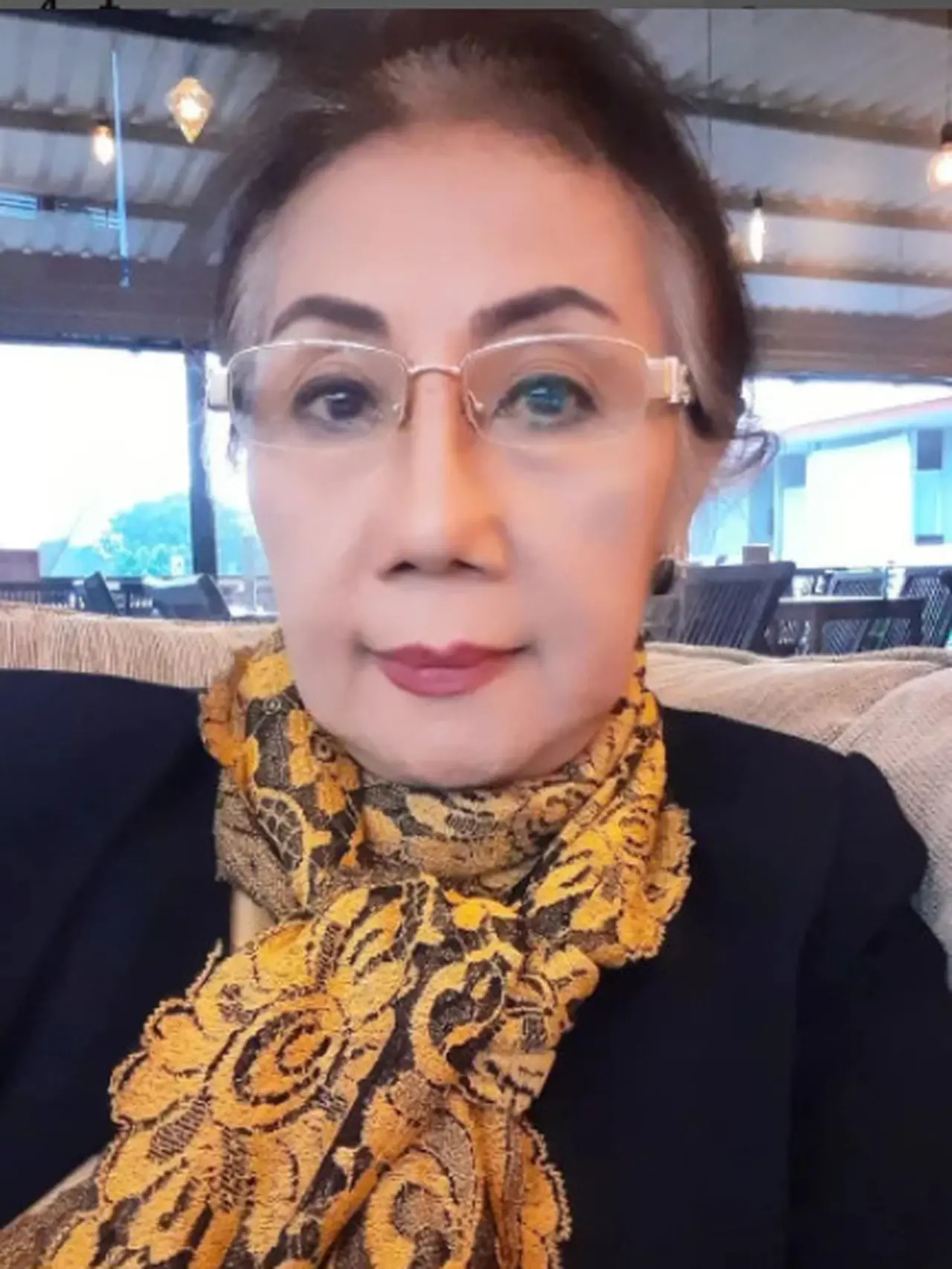 6 Potret Wajah Asli Mbah Dok KKN Di Desa Penari, Beda Banget - Hot Liputan6.com