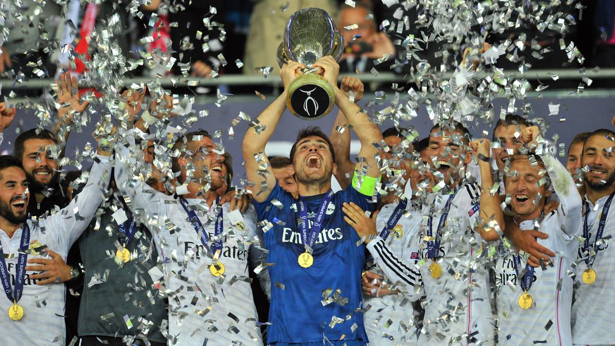 5 Penyelamatan Fantastis Iker Casillas, Termasuk Aksi di Final Liga ...