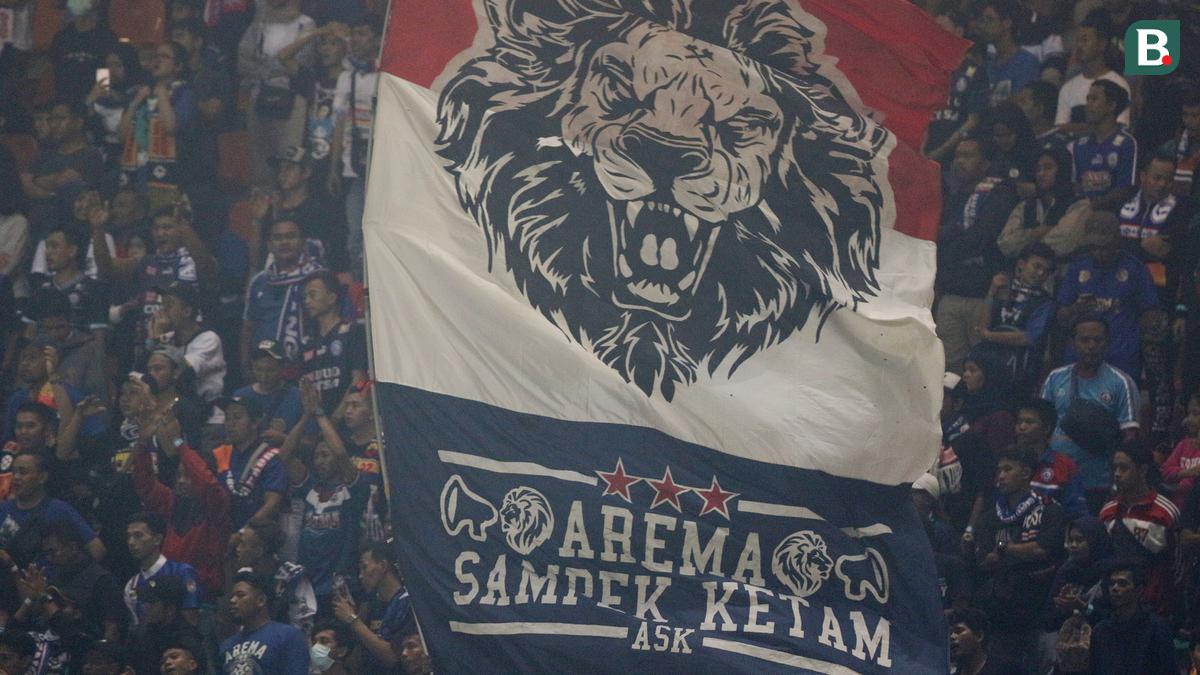 FOTO: Potret Kompaknya Aremania, Suporter Loyal Arema FC