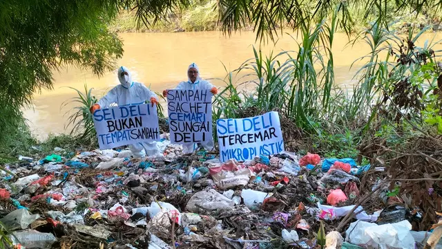 Temuan Tim Ekspedisi Sungai Nusantara, Sampah Plastik di Sungai Deli Didominasi 3 Brand Besar ...