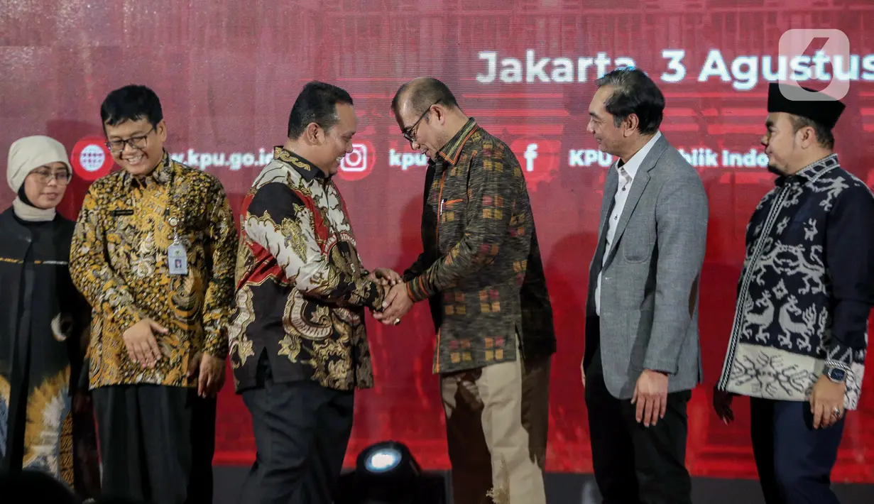 BPK Serahkan Laporan Hasil Pemeriksaan Keuangan KPU Tahun 2022 - Foto Liputan6.com