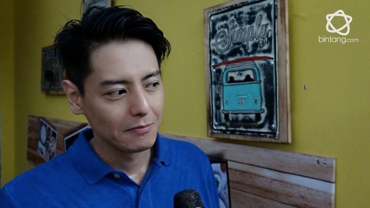 Roger Danuarta Jadikan Ari Wibowo Sebagai Role Model