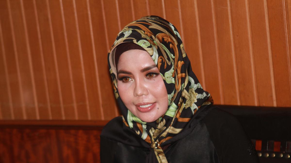 Hengki Kawilarang Tak Cantumkan Jeng Ana Sebagai Peserta Arisan