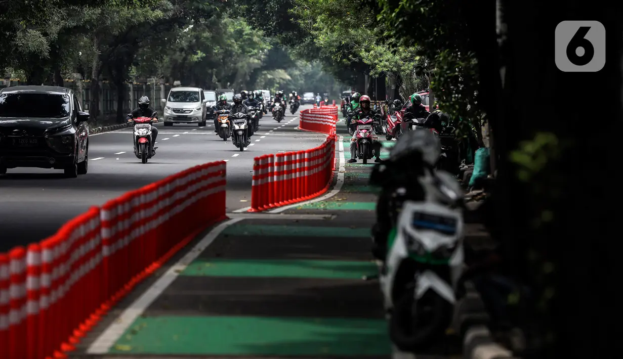 Pemprov DKI Perbanyak Jalur Sepeda - Foto Liputan6.com