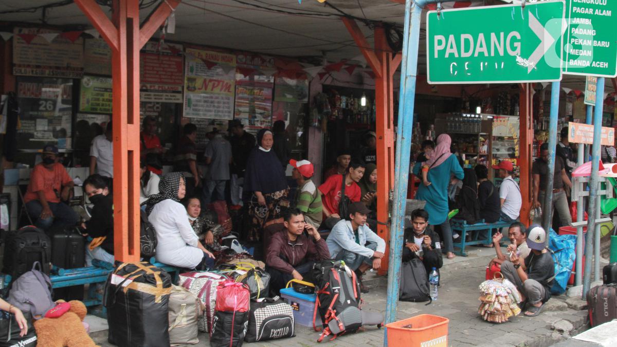 10 Juta Orang Lalu-lalang Pakai Angkutan Umum di Momen Natal Tahun Baru