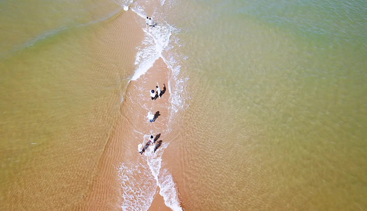 FOTO: Pesona Gosong Pasir yang Jadi Objek Wisata Populer - Foto ...