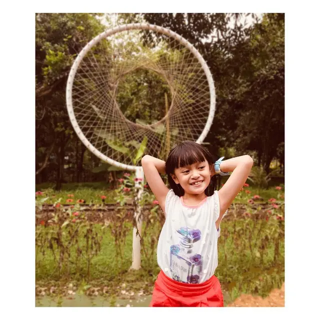 6 Potret Artis Cilik Firzanah Alya, Pemeran Salsa ‘Buku Harian Seorang ...