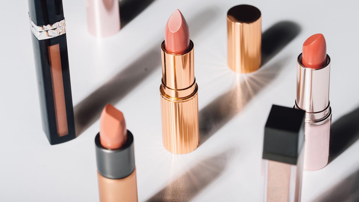 12 Inspirasi Warna Lipstik Berdasarkan Zodiak Bikin Makin Memesona