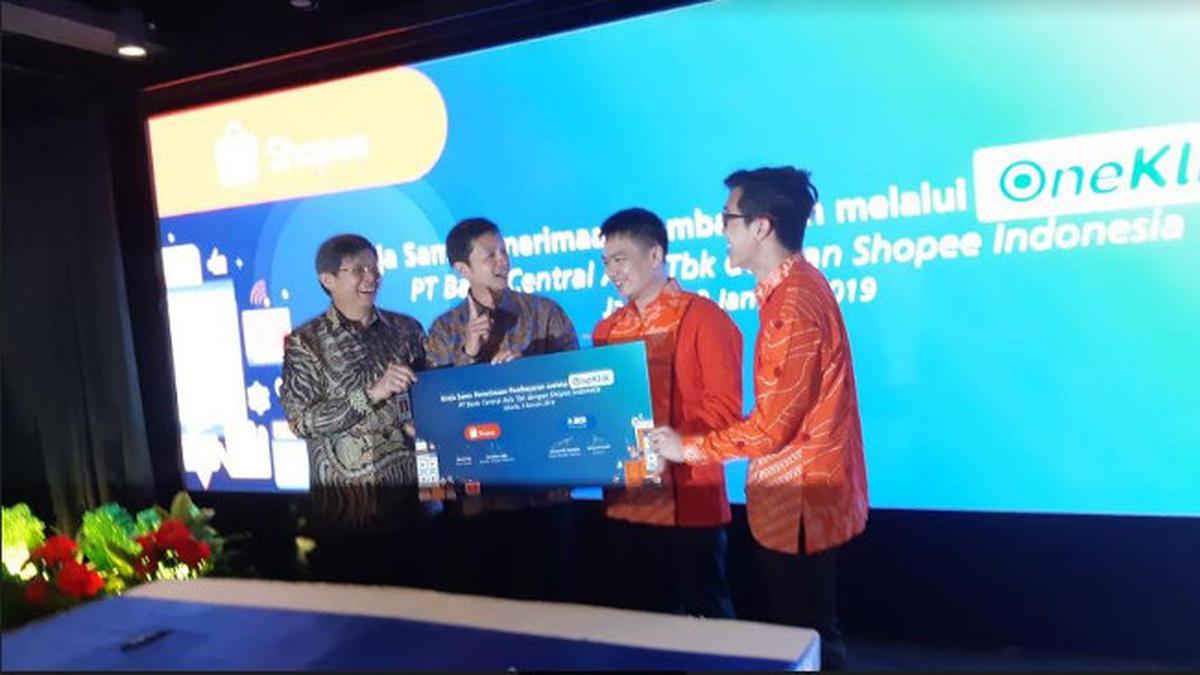 BCA dan Shopee Permudah Pembayaran Belanja Online Lewat OneKlik