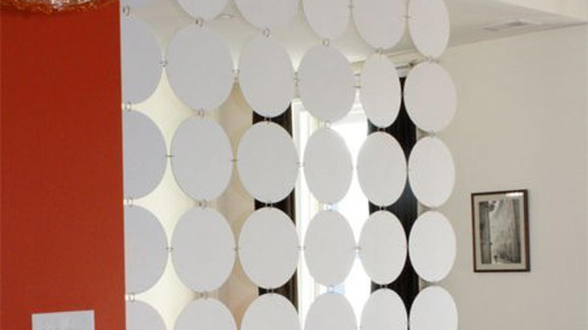 Tips Mengakali Ruang Sempit dengan Menggunakan Pembatas Ruangan - Photo ...