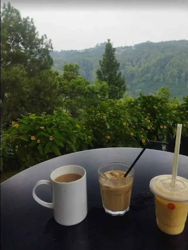9 Rekomendasi Cafe View Alam di Lembang 2026, Suguhkan Panorama ...