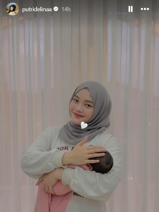 6 Potret Baby Selina Digendong Keluarga, Momen Bahagia Kelahiran Cucu Sule