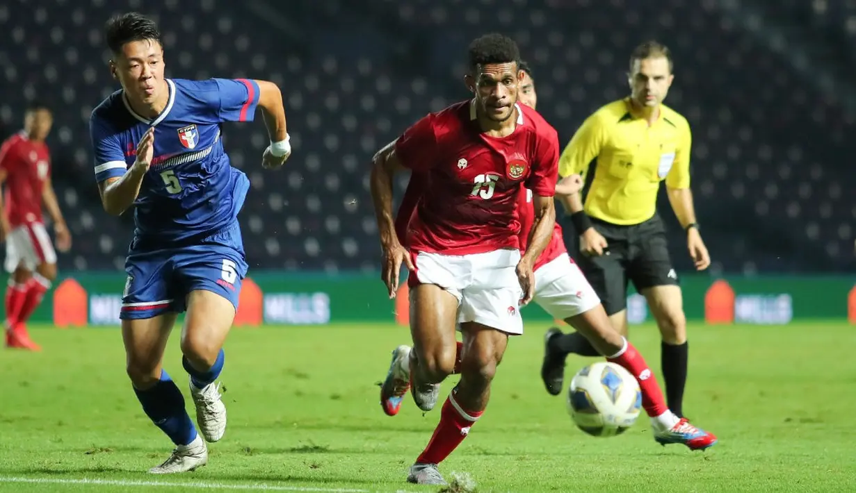 Foto: Ricky Kambuaya, Mutiara Hitam Timnas Indonesia yang Dipoles Aji ...