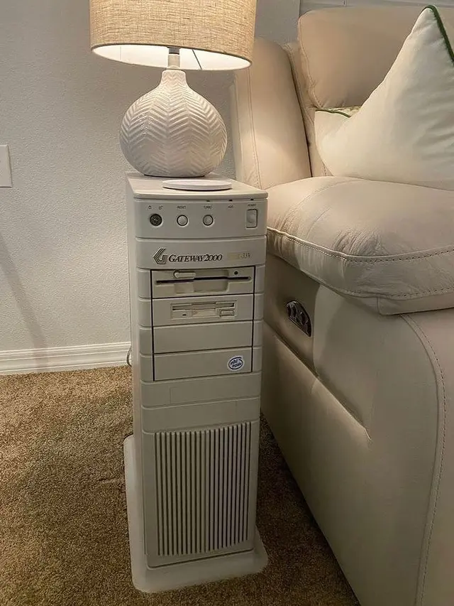 7 Potret Alih Fungsi Kotak CPU Bekas Kreatif, Bikin Tepuk Jidat - Hot ...