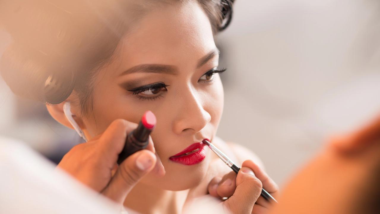 5 Teknik Marinated Makeup agar Looks lebih Flawless, Tren Riasan Viral ...