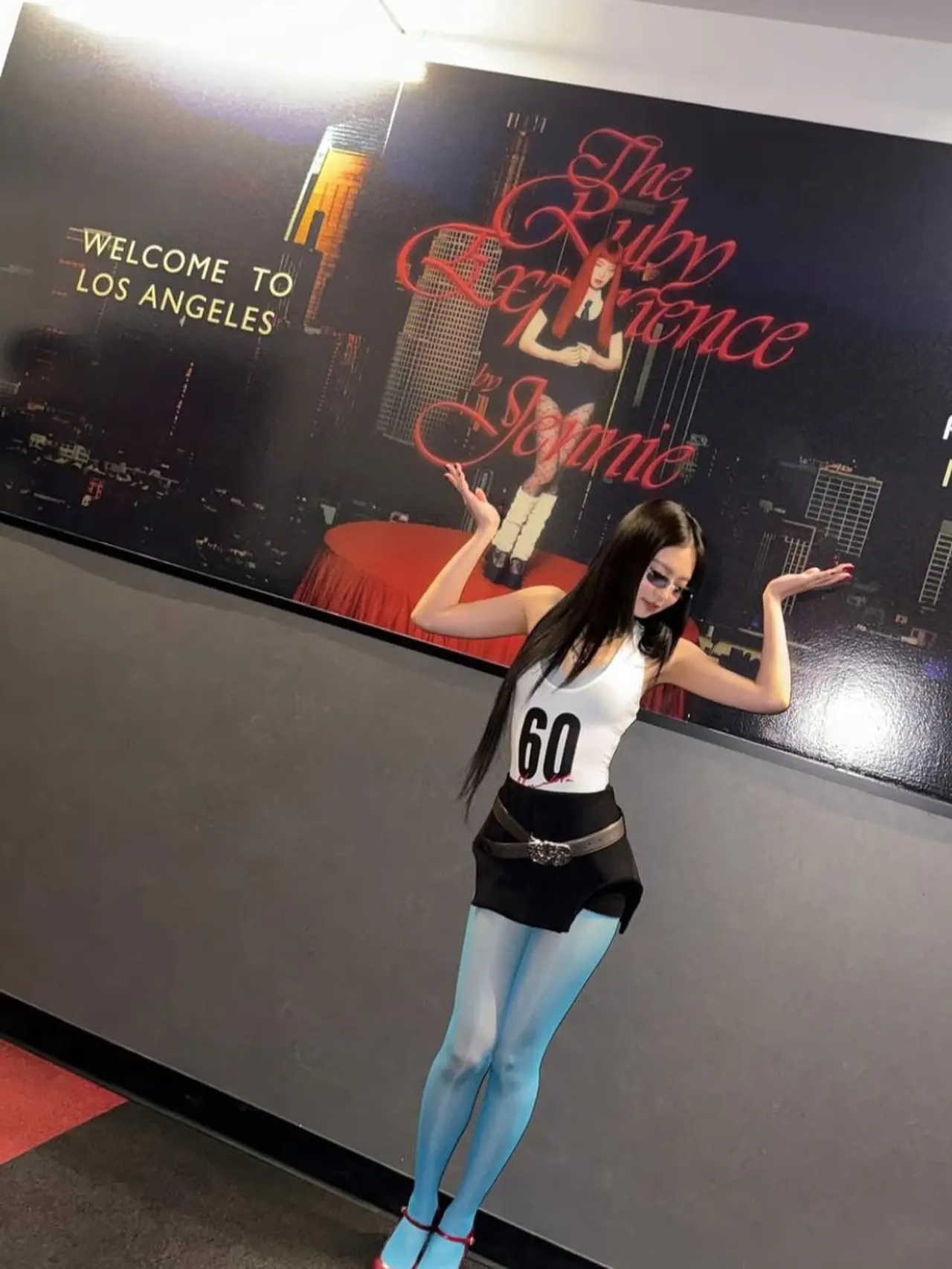 Kenakan Outfit Seksi, Penampilan Jennie BLACKPINK di The Ruby ...