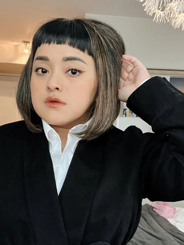 Influencer Lizzie Parra Bagi Tips Jaga Kesehatan Bibir, dari Eksfoliasi ...