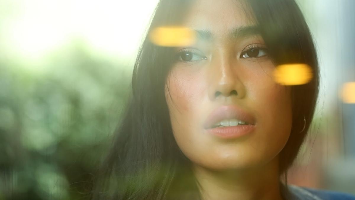 Luka, Lagu Sendu Alika Bernuansa Drama Korea - Entertainment Fimela.com