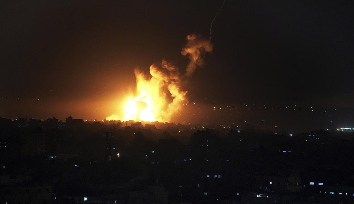 Militer Israel Lancarkan Serangan Udara ke Gaza - Foto Liputan6.com