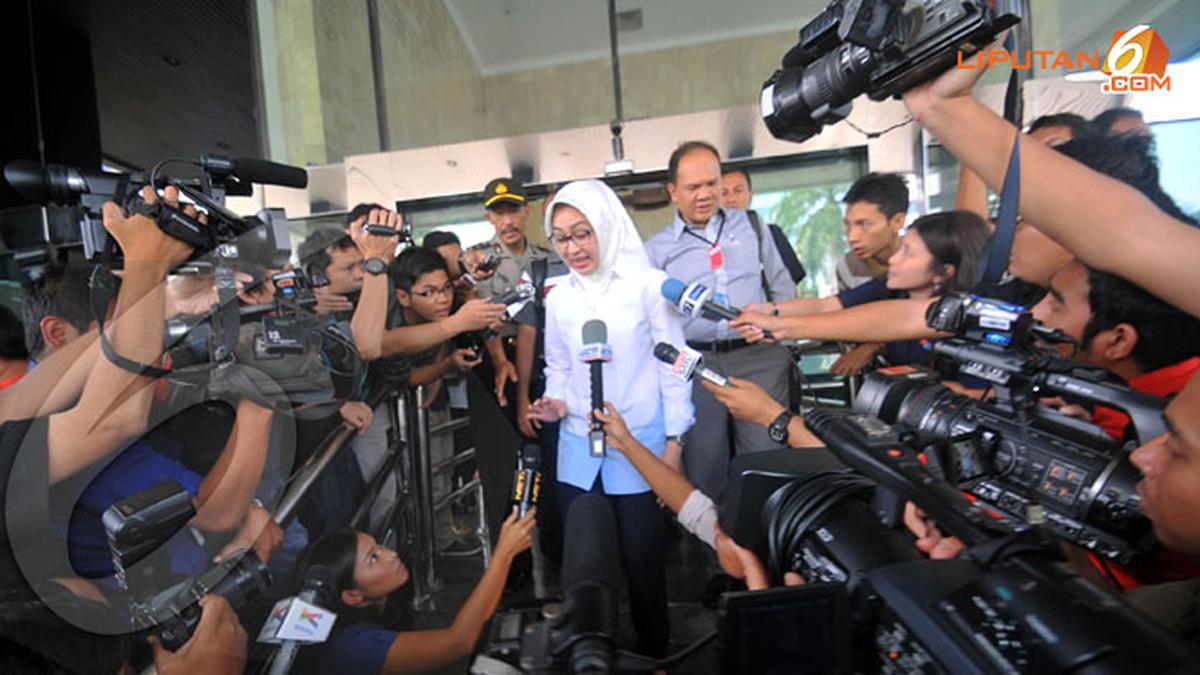 Airin Akhirnya Jenguk Suami di Rutan KPK - Foto Liputan6.com