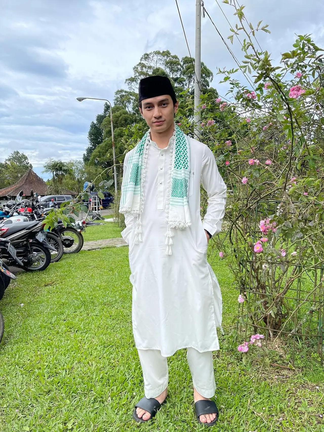 6 Potret Farhan Rasyid, Aktor Ganteng Pemeran Ilham di My Love My Enemy ...