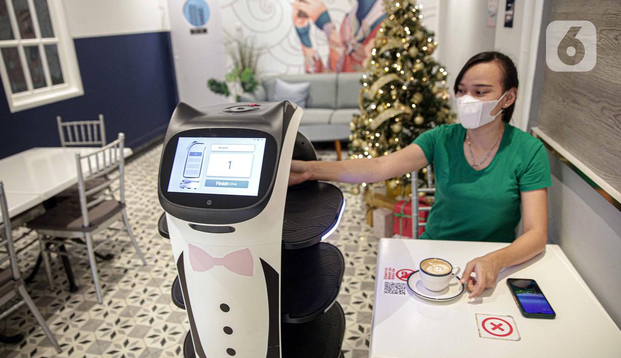 FOTO: Kafe di Pasar Baru Gunakan Robot Pengantar Pesanan Pelanggan ...