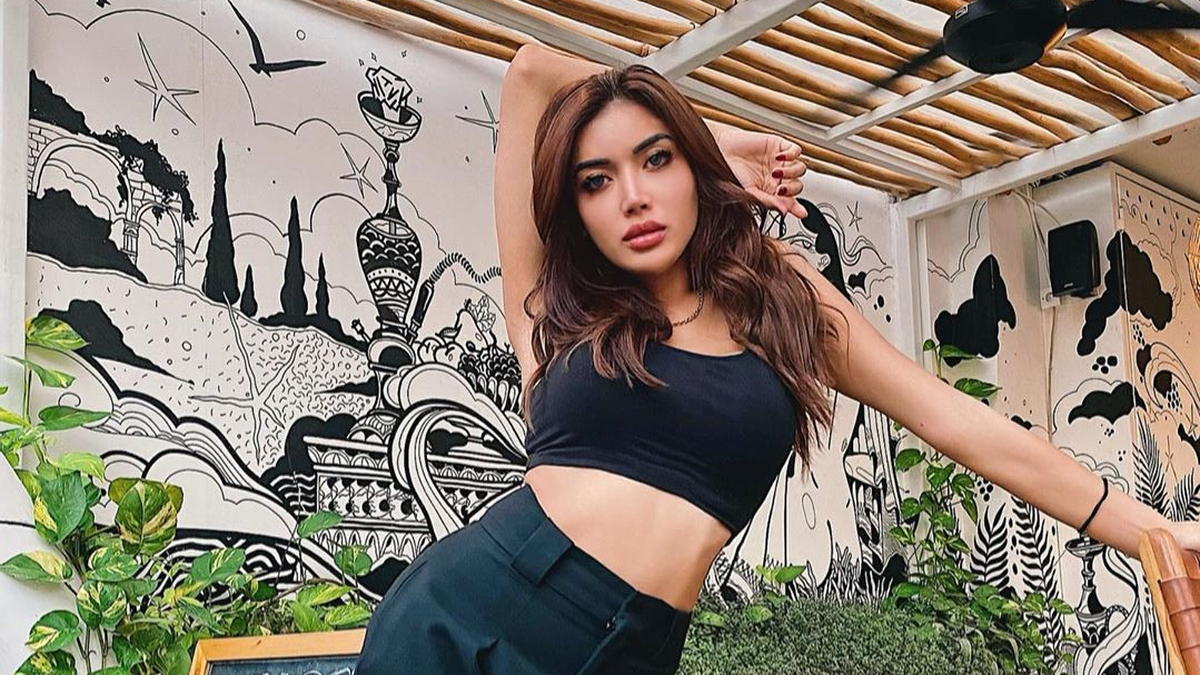 Millen Cyrus Nangis Tersedu-sedu, Ingat Pesan Almarhum Ayah yang ...