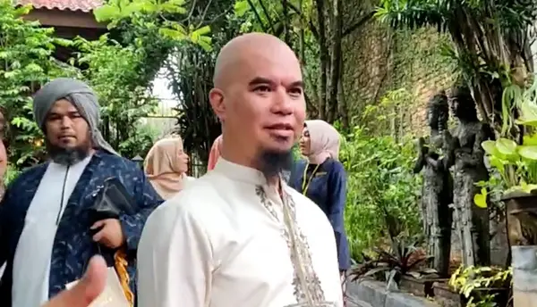 Lirik Lagu Ours to Keep dari Kendis dan Adis, Kolaborasi Kakak Beradik ...