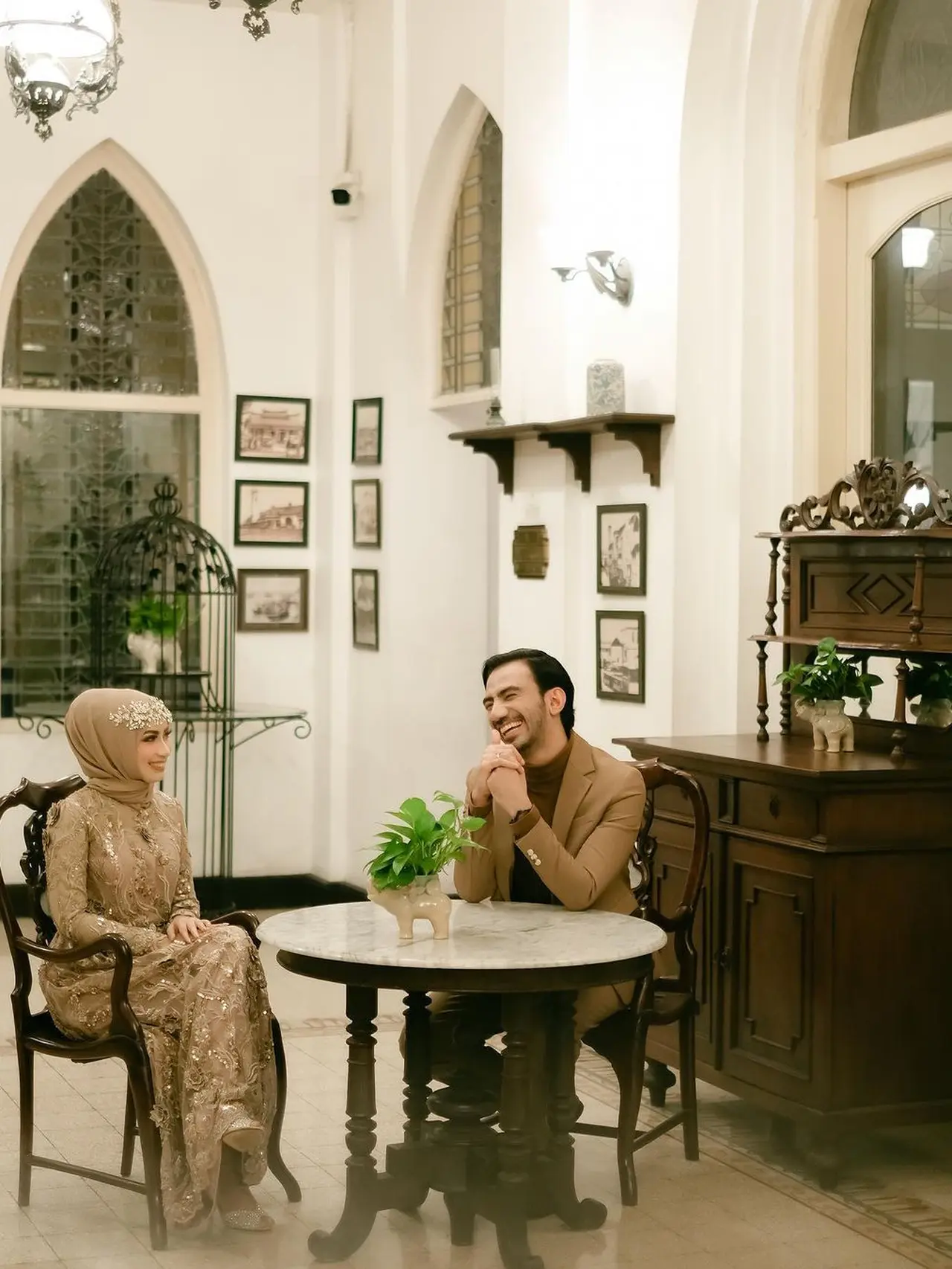 6 Potret Memukau Reza Zakarya dan Amira Karaman, dari Lamaran hingga ...