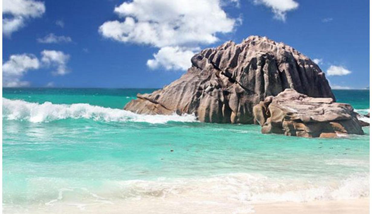 12 Pantai Terbaik Di Seluruh Dunia - Photo Fimela.com